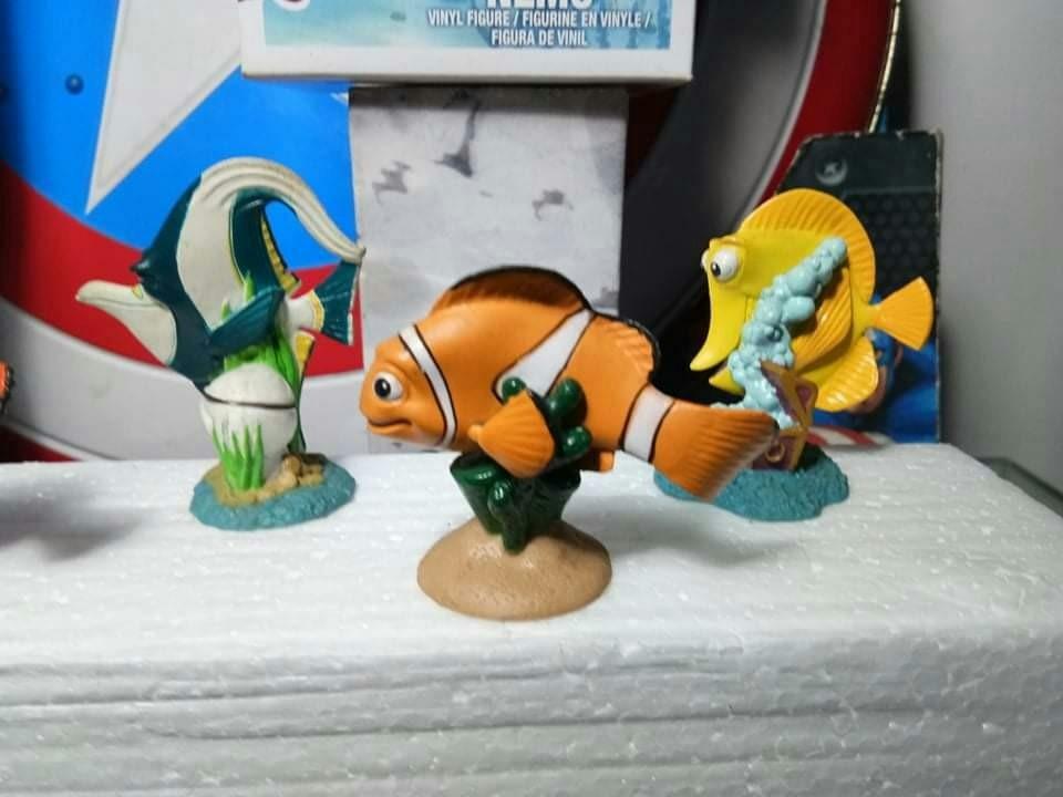 SET OF 9 Disney Store Pixar Finding Nemo 9 Piece Figurine Playset ...