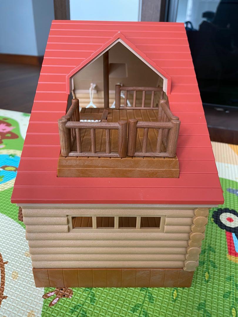 Sylvanian Families Log Cabin, Hobbies & Toys, Toys & Games on Carousell