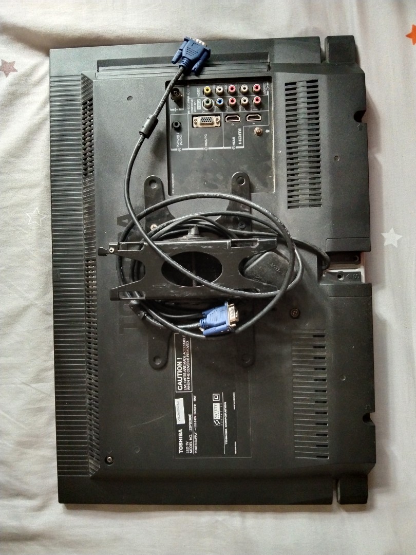 Toshiba LED TV with wall stand, TV & Home Appliances, TV ...