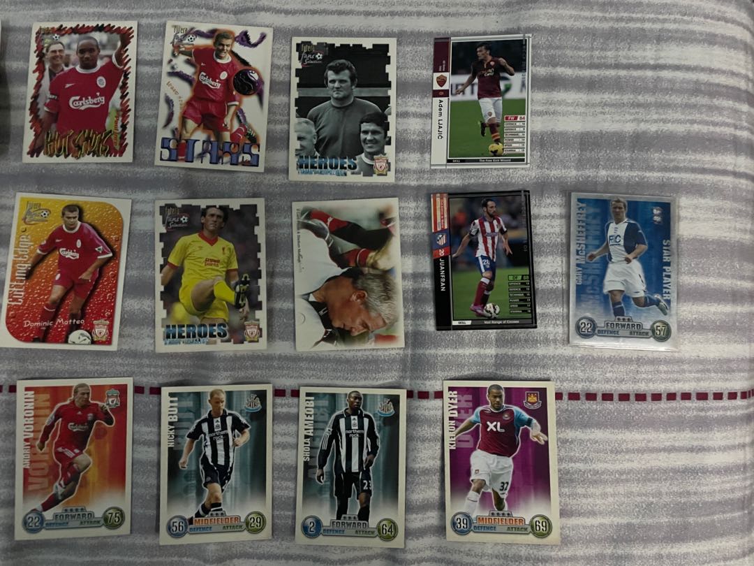 Assortment of football collectible cards, Hobbies & Toys, Memorabilia ...