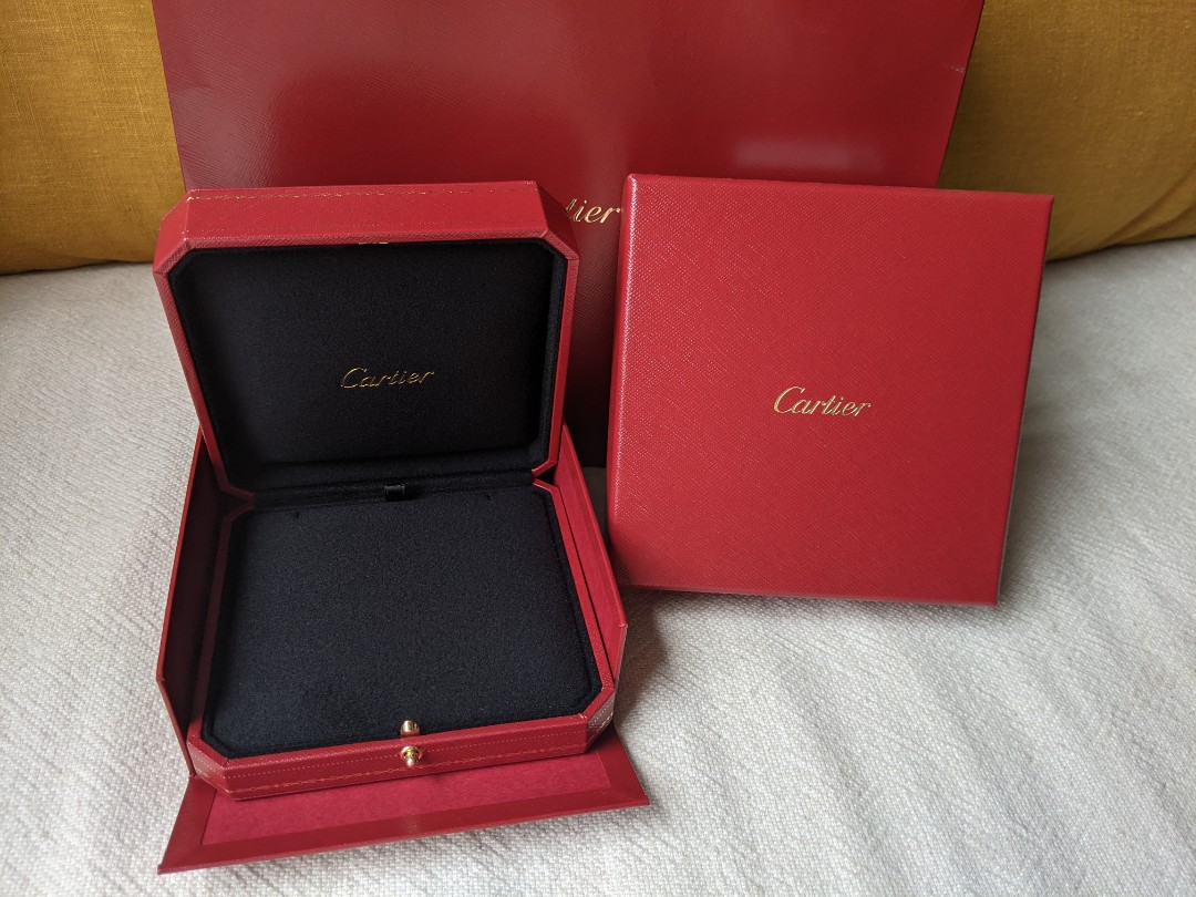 Authentic Cartier necklace box, Women's Fashion, Jewelry & Organisers ...