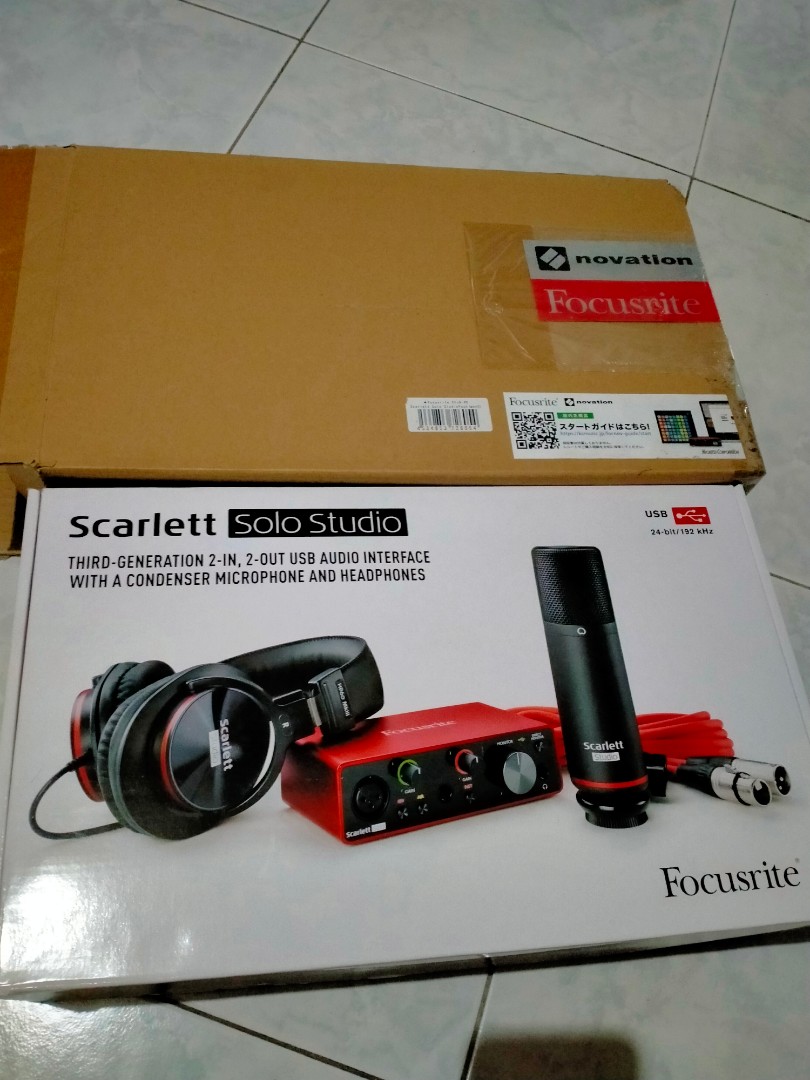 Focusrite Scarlett Studio Solo Audio Interface with Mic and Headphones ...