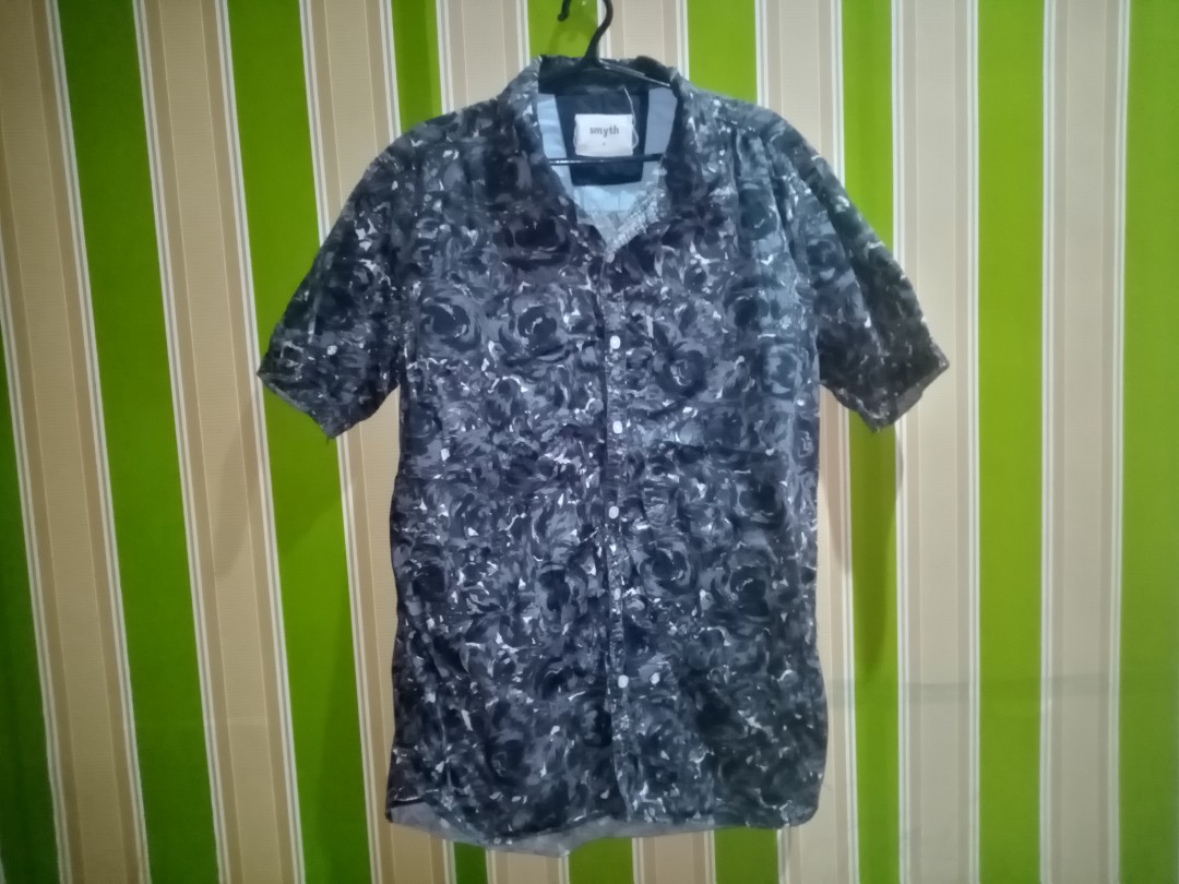 Original Smyth Polo, Men's Fashion, Tops & Sets, Formal Shirts on Carousell