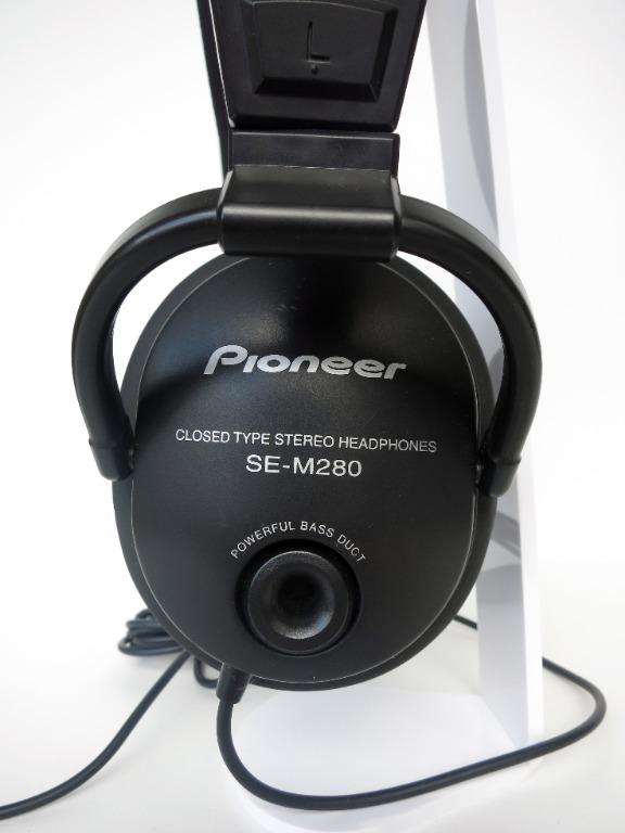 Pioneer SE-M280 Closed Type Stereo with Powerful Bass Duct, Audio ...