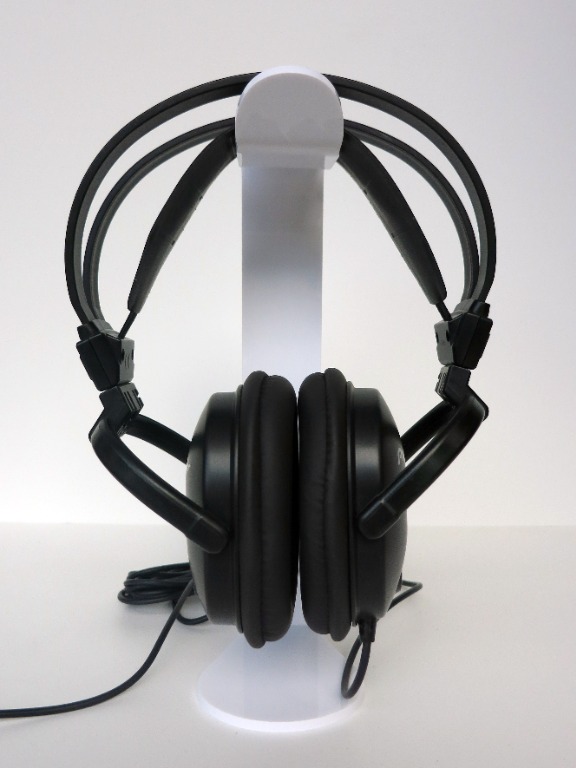 Pioneer SE-M280 Closed Type Stereo with Powerful Bass Duct, Audio ...