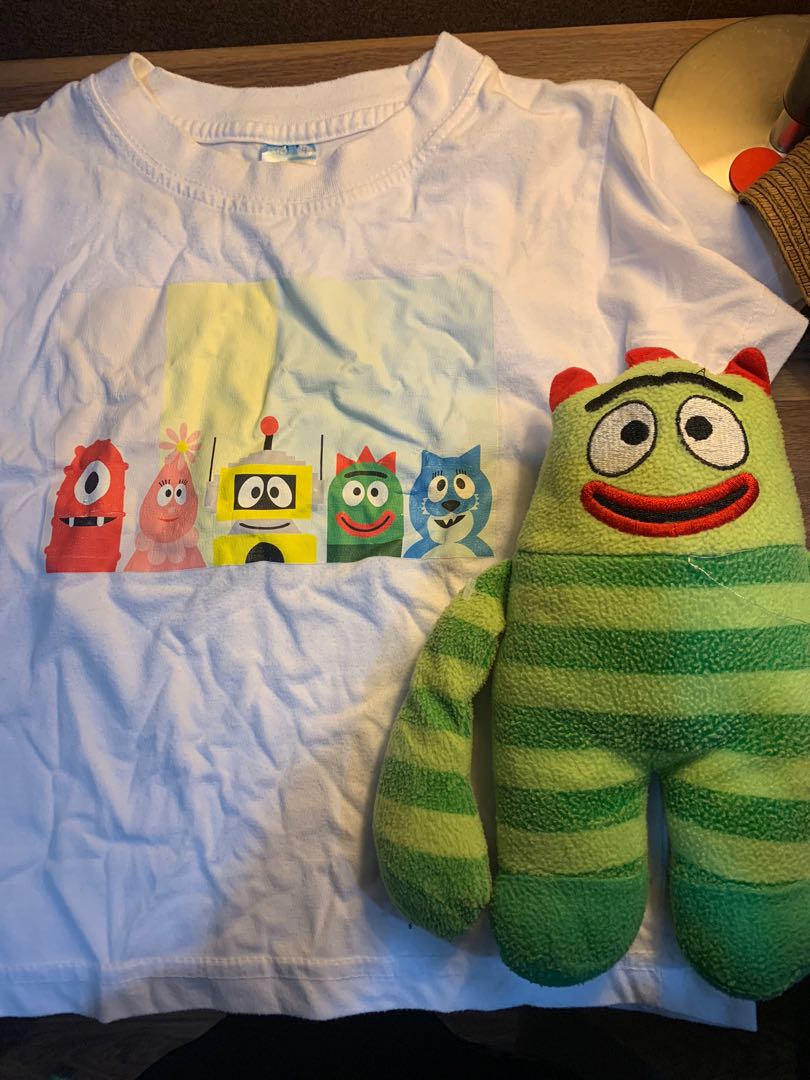 Yo Gabba Gabba shirt and toy set, Babies & Kids, Babies & Kids Fashion ...