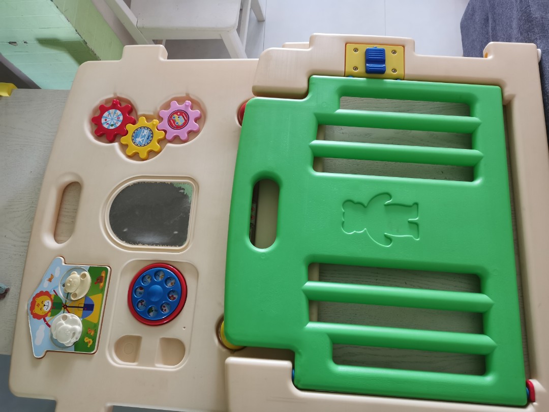 4 panel play yard, Babies & Kids, Infant Playtime on Carousell