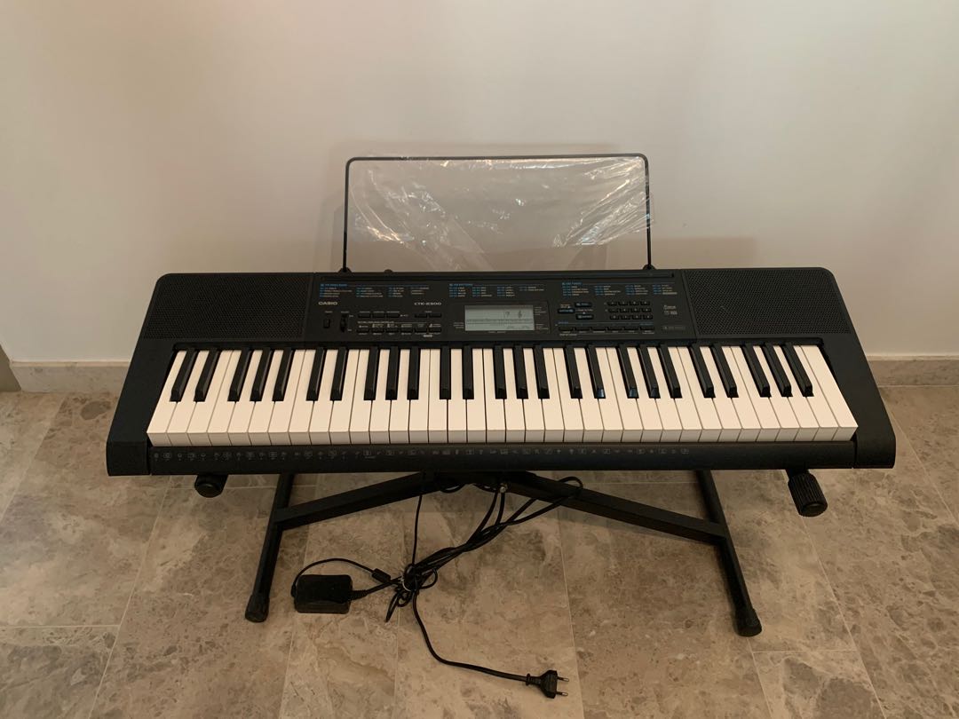 Casio Keyboard CTK 2300, Hobbies & Toys, Music & Media, Musical ...