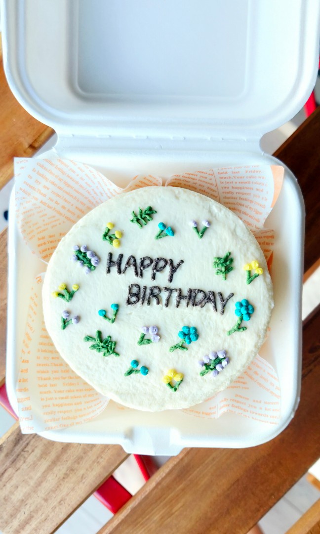 HALAL Minimalist Bento Cake for Birthday, Food & Drinks, Homemade Bakes ...