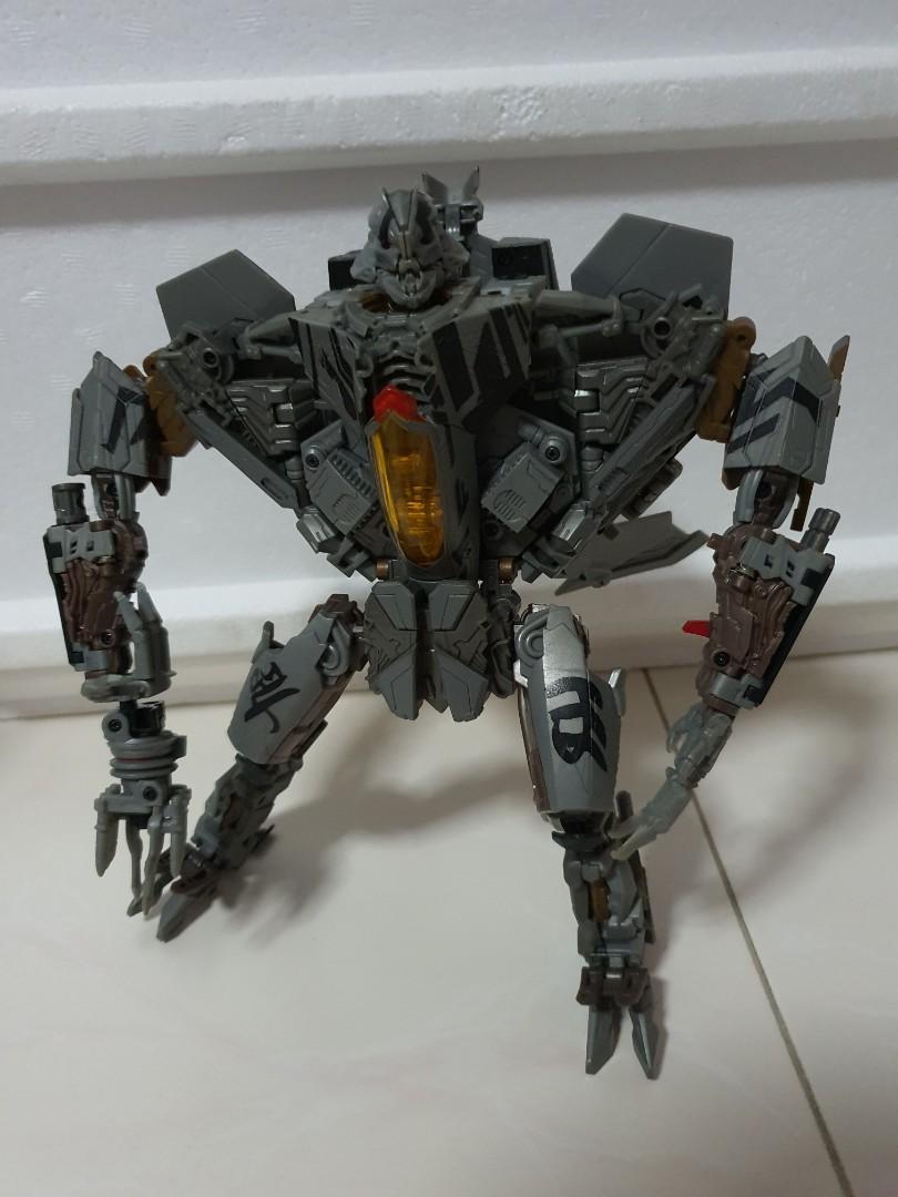 Hasbro Original Transformer Leader Class Starscream From ROTF., Hobbies ...