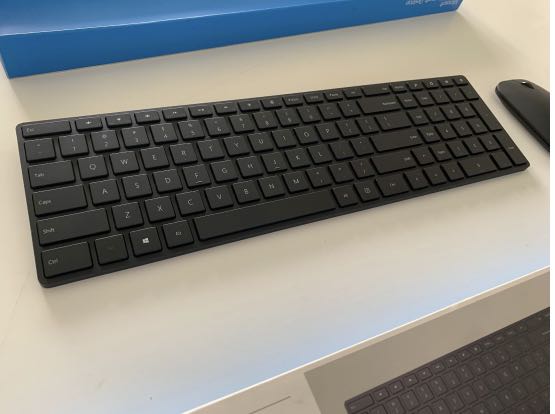 Microsoft Designer Bluetooth Desktop Keyboard, Computers & Tech, Parts ...
