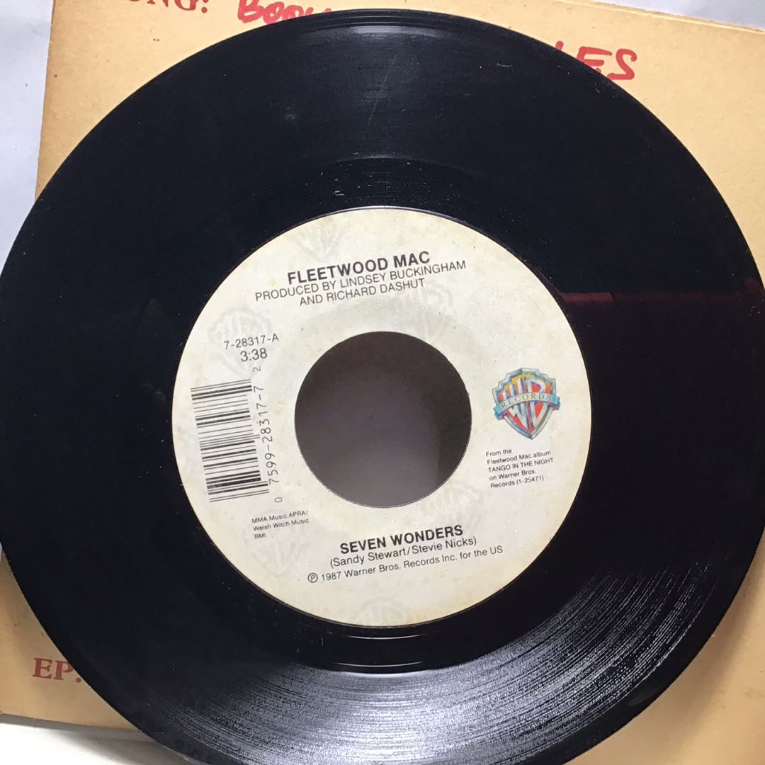 PIRING HITAM Fleetwood Mac - Seven Wonders OOP 1987 7” SINGLE Anubis 7 ...
