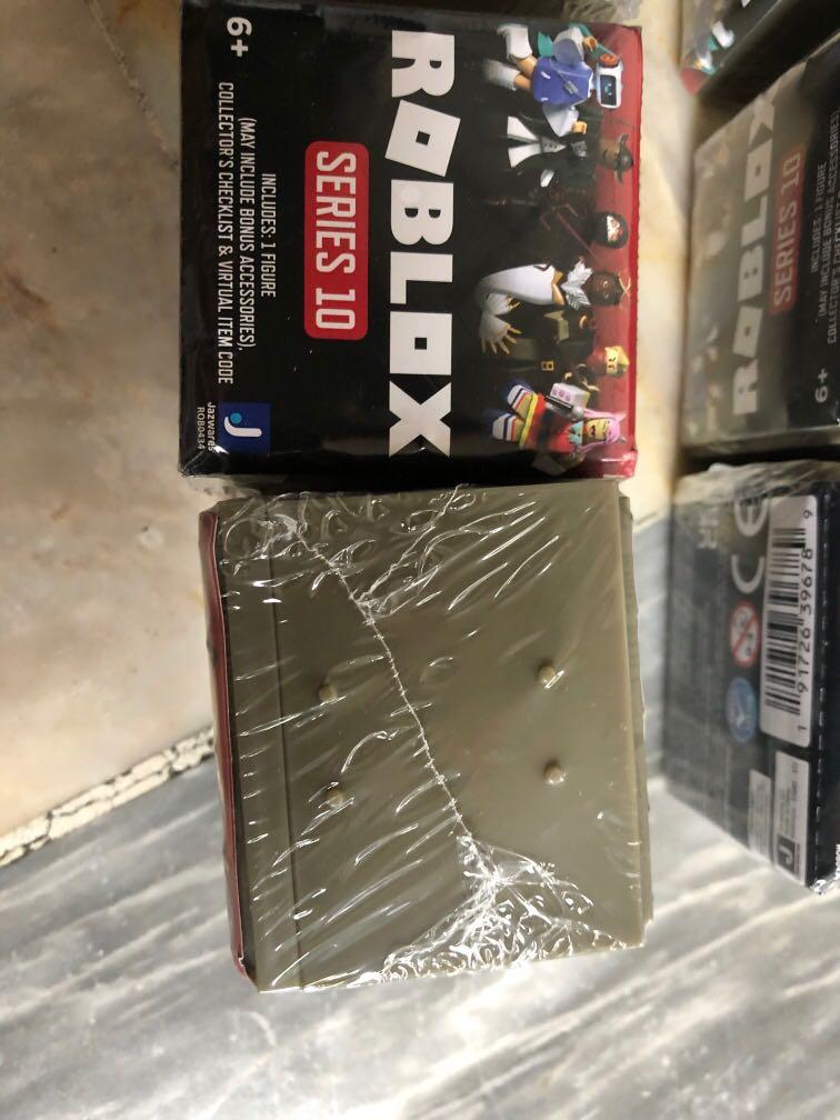 Roblox series 10, Hobbies & Toys, Toys & Games on Carousell