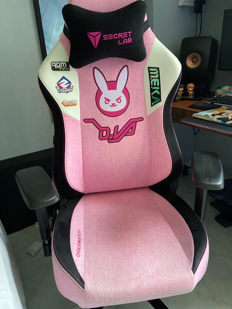 Secretlab Titan Softweave D.Va 2020, Furniture & Home Living, Furniture ...