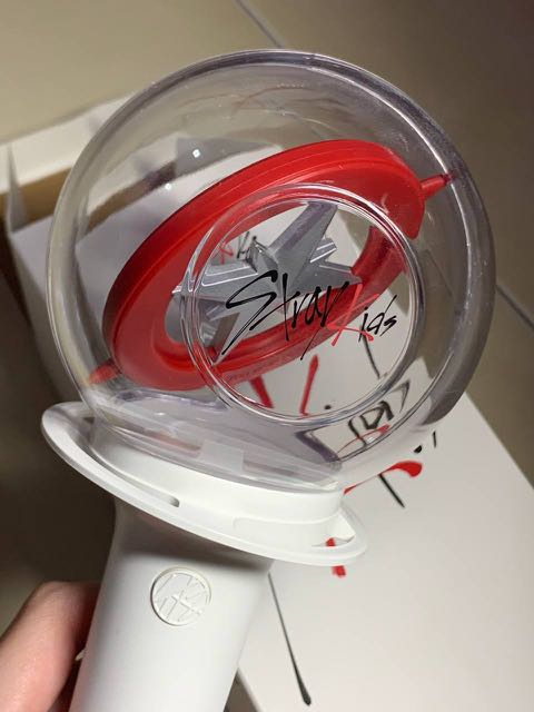 skz official lightstick, Hobbies & Toys, Collectibles & Memorabilia, K ...