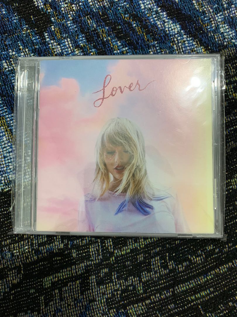 Taylor Swift Lover Deluxe CD + Booklet, Hobbies & Toys, Music & Media ...