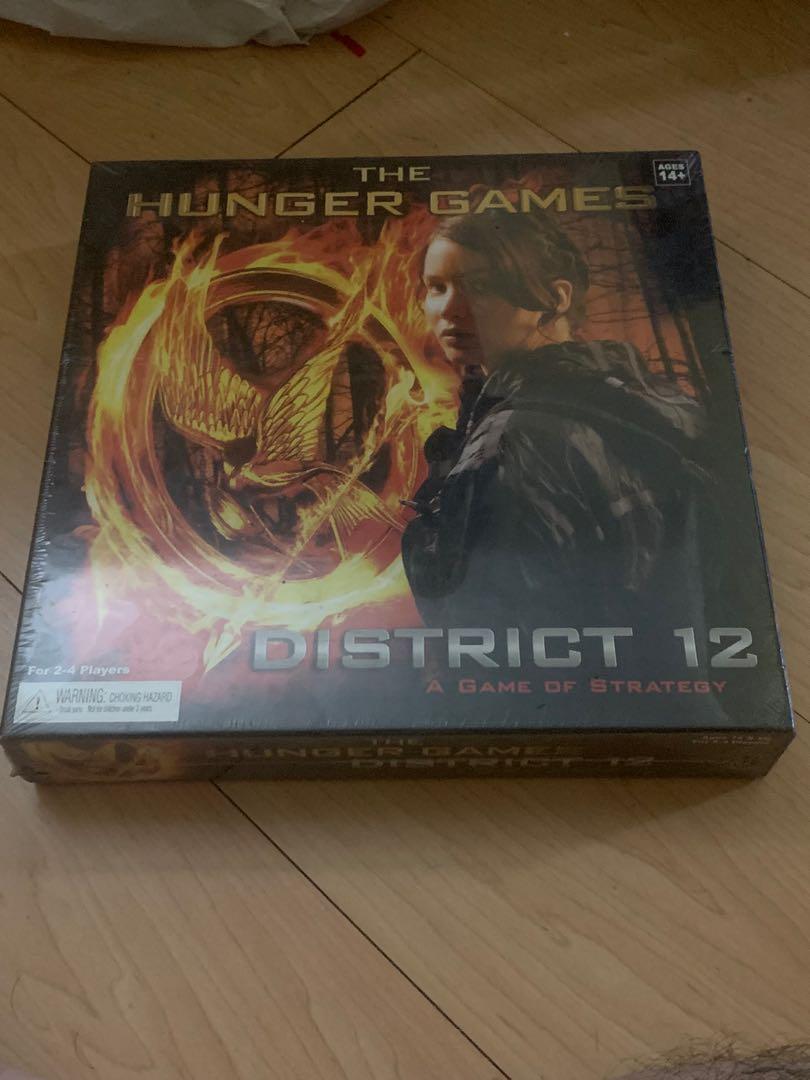 The Hunger Games Board game, Hobbies & Toys, Toys & Games on Carousell