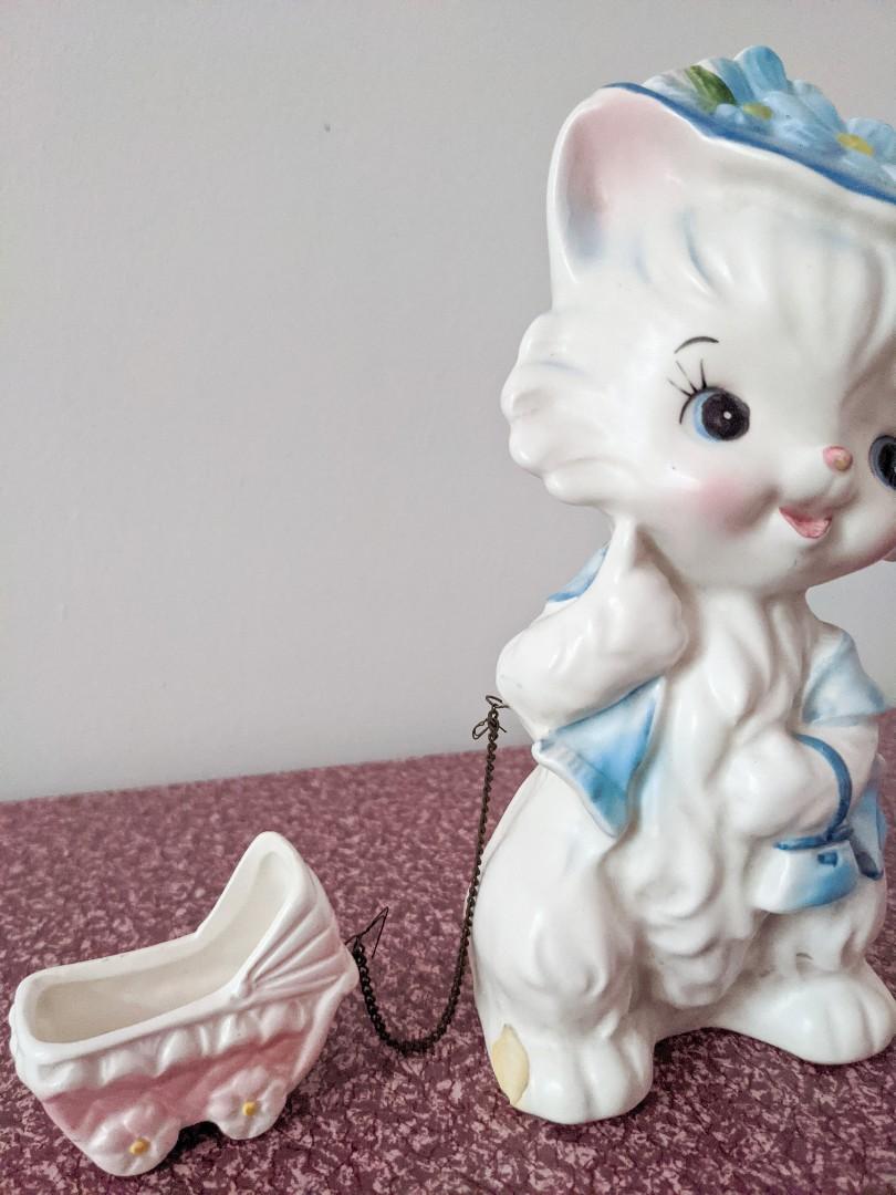 Vintage Kitsch Cat Display, Hobbies & Toys, Memorabilia & Collectibles ...