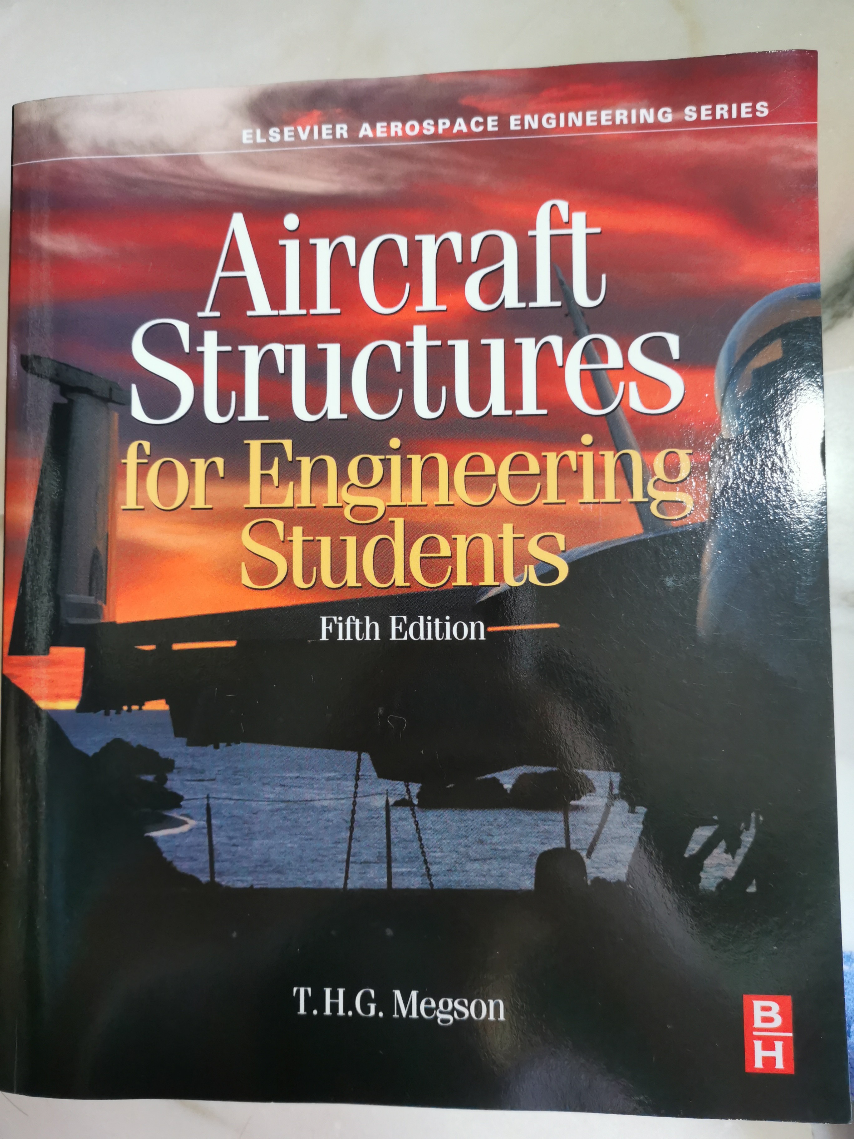 Aircraft structures for engineering students, 5th edition, Hobbies ...