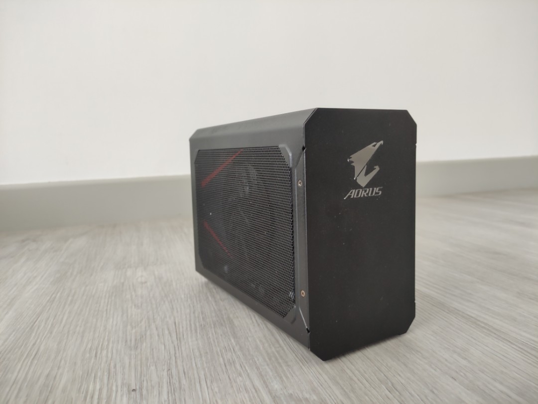 AORUS Gaming Box Thunderbolt 3 eGPU with GTX 1070, Computers & Tech ...