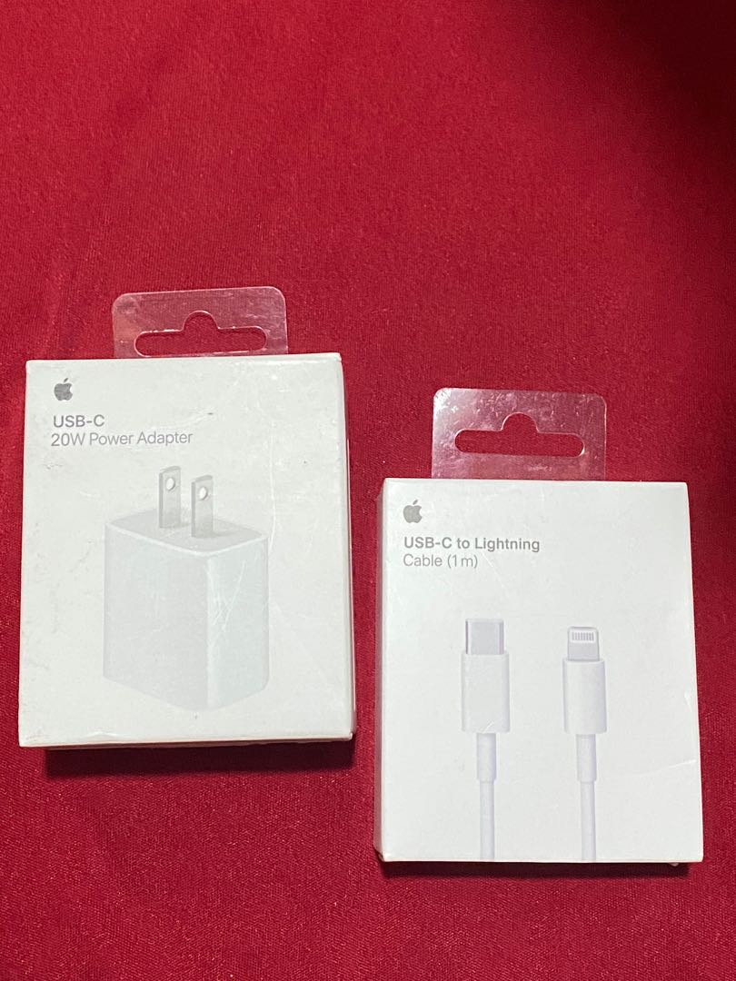 Apple iPhone Charger 20 watts adapter and Usb c to Lightning cable ...