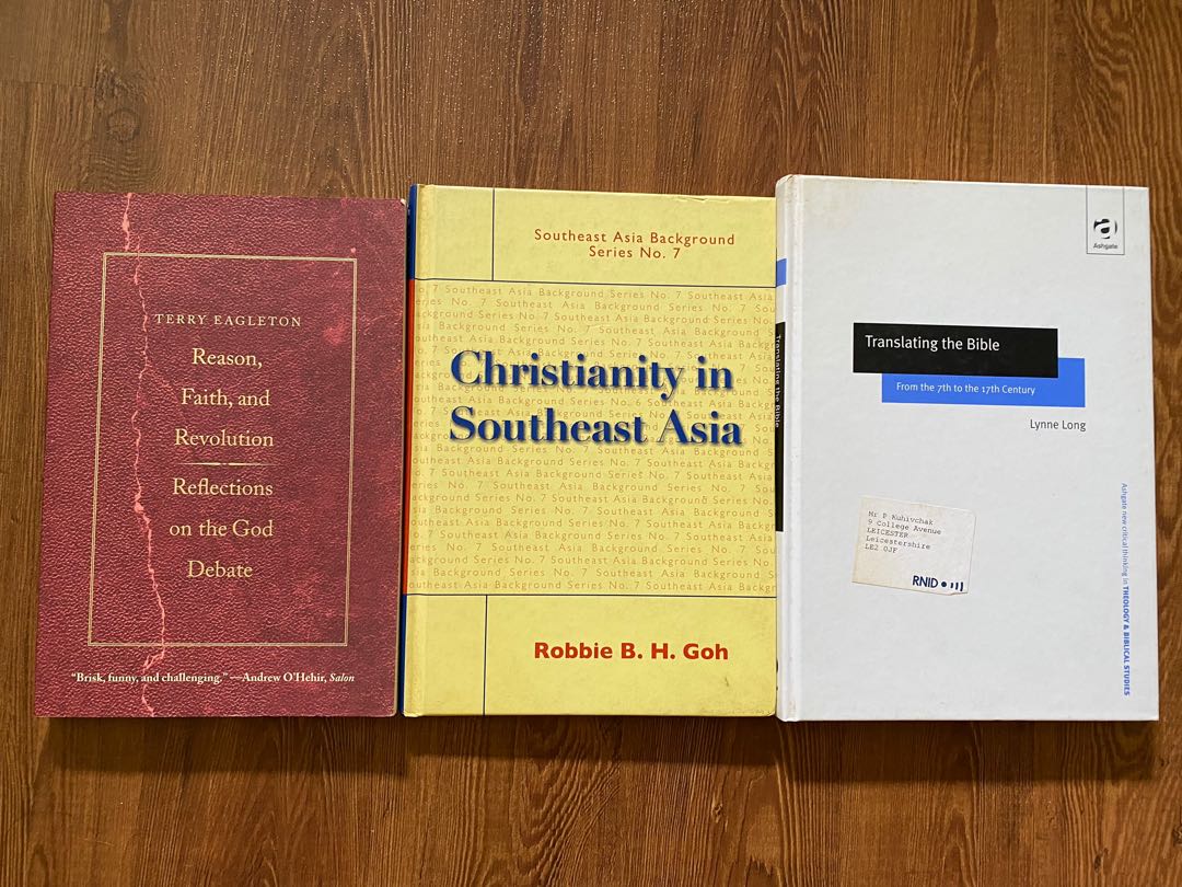 Christianity set, Hobbies & Toys, Books & Magazines, Religion Books on ...