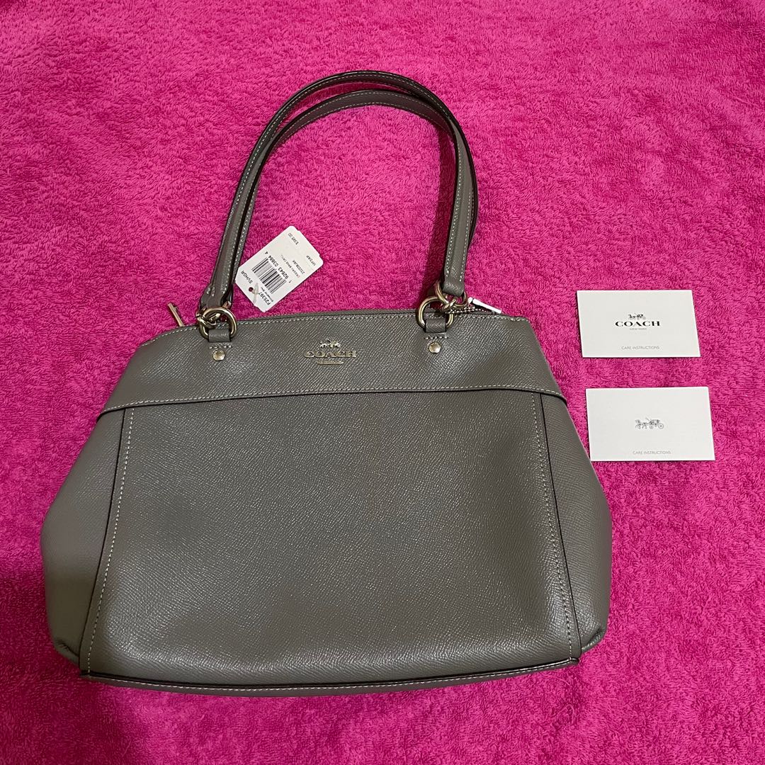 Coach Class A Bag, Women's Fashion, Bags & Wallets, Cross-body Bags on ...