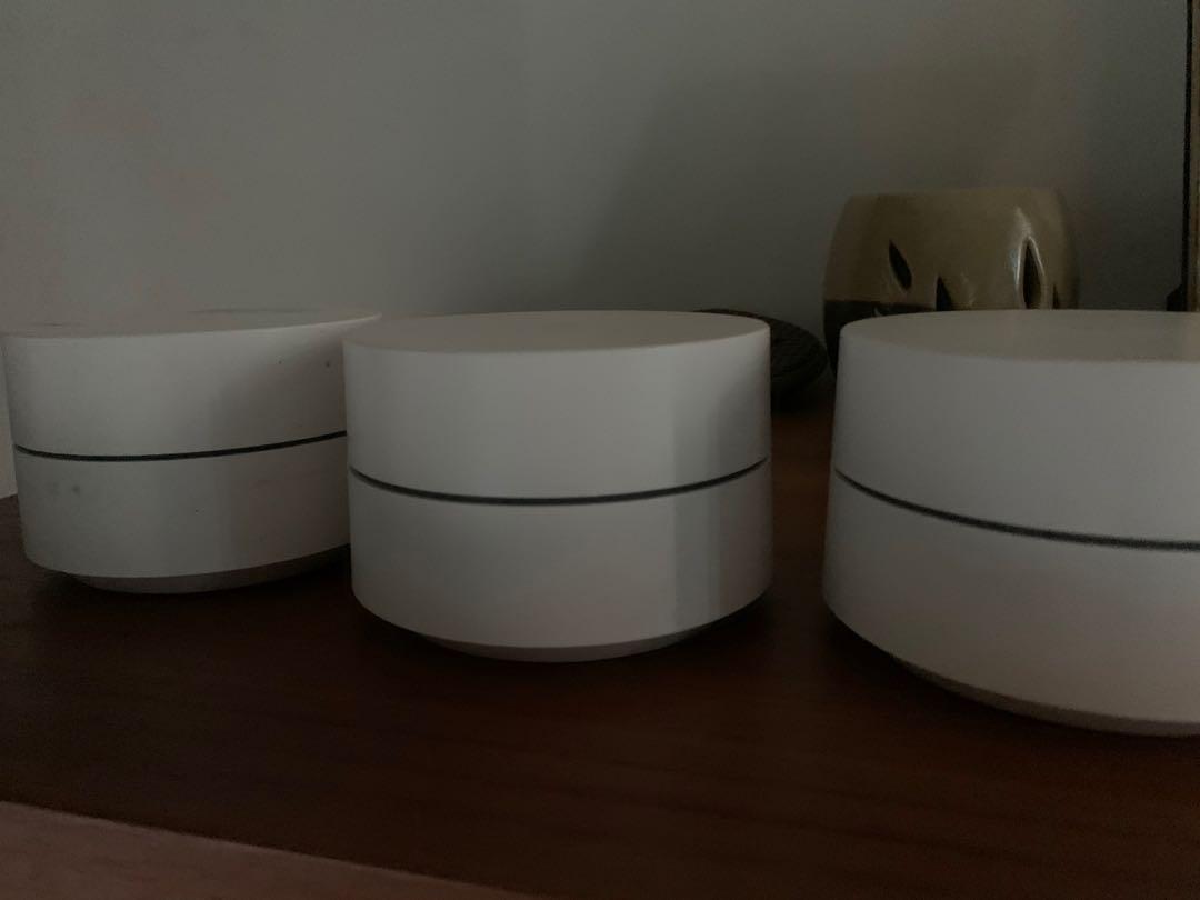 Google wifi - 1 puck left - 1st gen, Computers & Tech, Parts ...