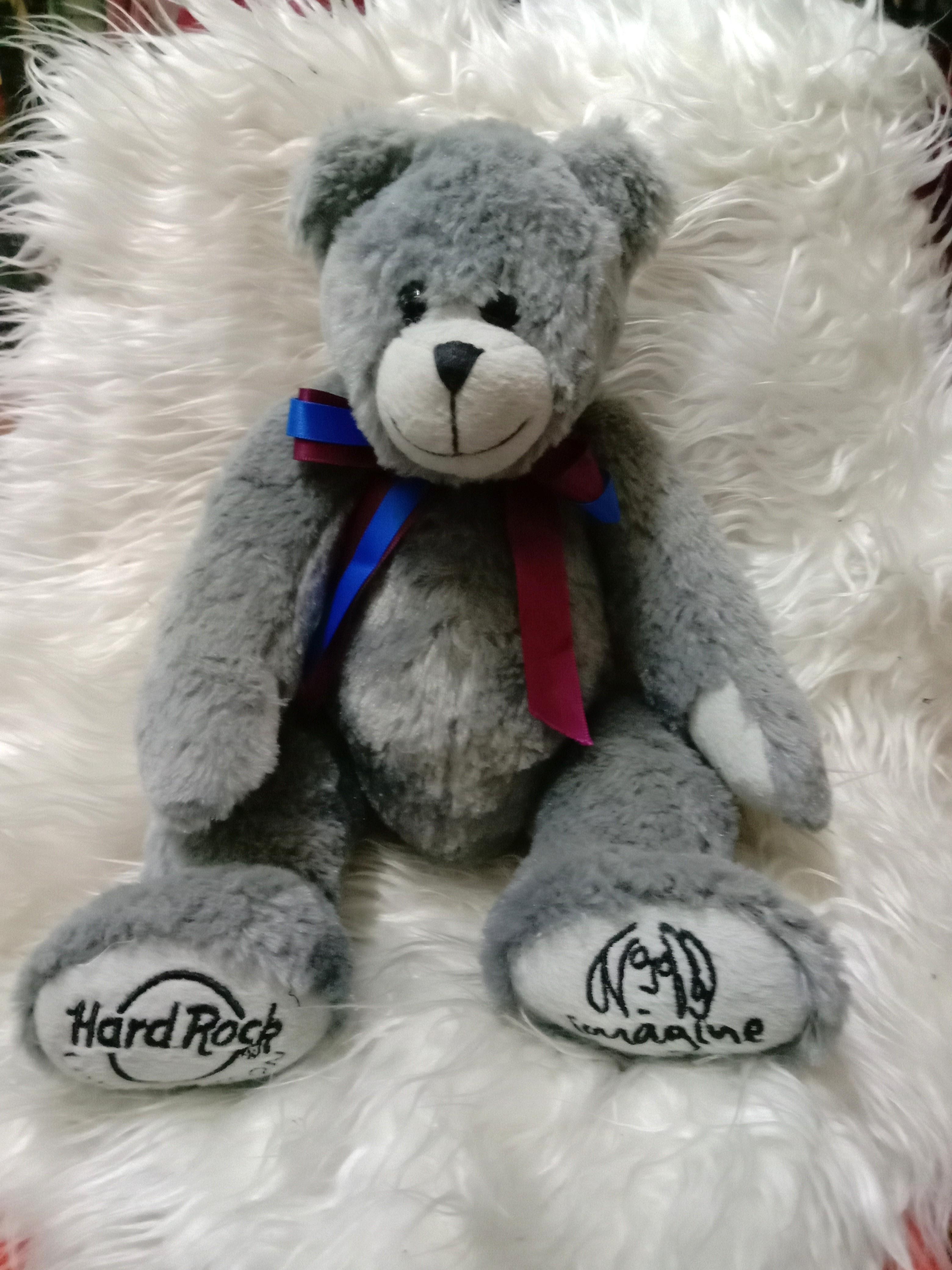 HARD ROCK BEAR LIMITED EDITION, Hobbies & Toys, Collectibles ...