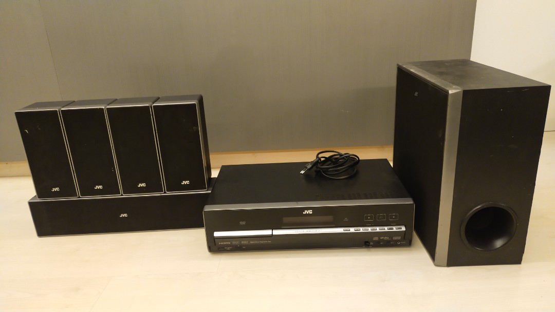 JVC Dvd Digital Cinema System TH-D5, Audio, Portable Music Players on ...