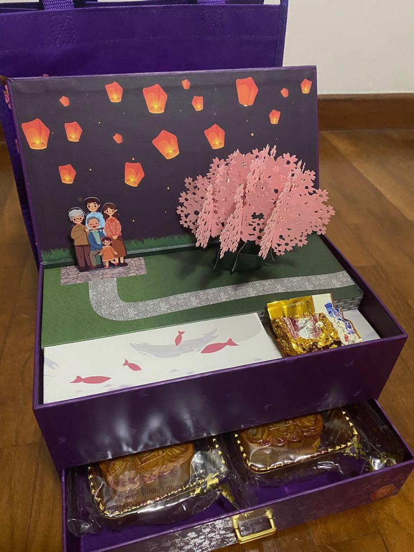 Li Bai's Handcrafted Mooncakes, Food & Drinks, Homemade Bakes on Carousell