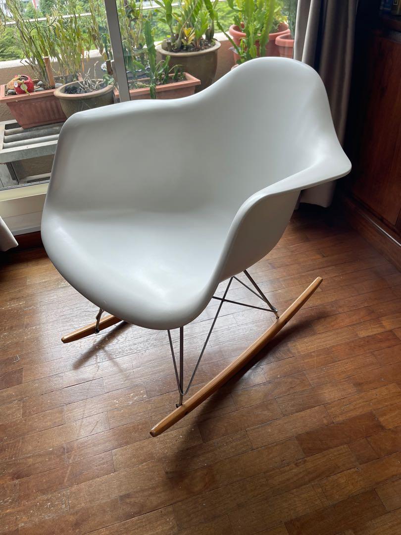 Modern Minimalist Rocking Chair, Furniture & Home Living, Furniture ...