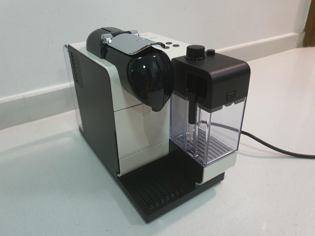 Nespresso Lattissima Plus Lattissima+ Coffee Machine, TV & Home ...