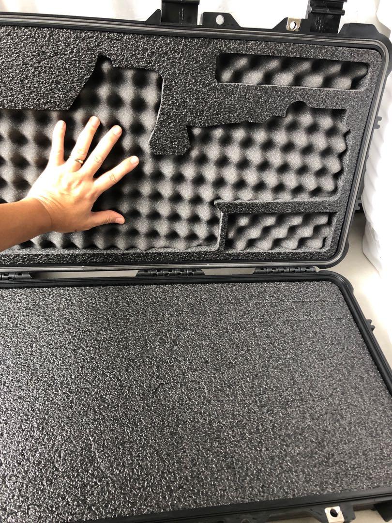 New Made in USA CASE CLUB 35” BULLPUP Rolling Waterproof Solid Heavy ...