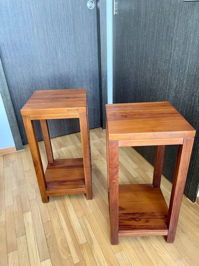 Scanteak Oka Display Stand, Furniture & Home Living, Furniture, Tables ...