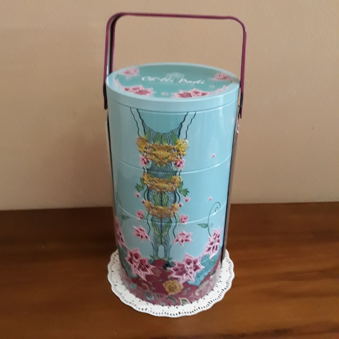 Tingkat with Peranakan design/ Food Container, Furniture & Home Living ...