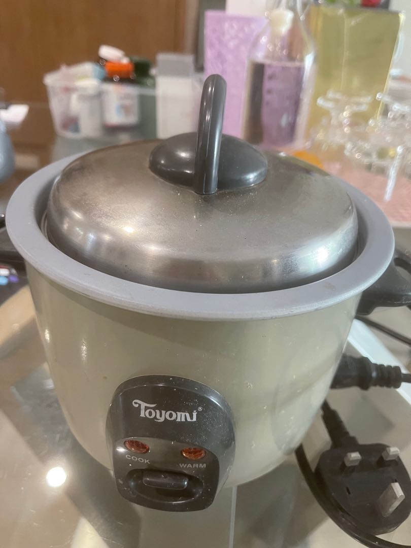 Toyomi Mini rice cooker, TV & Home Appliances, Kitchen Appliances ...