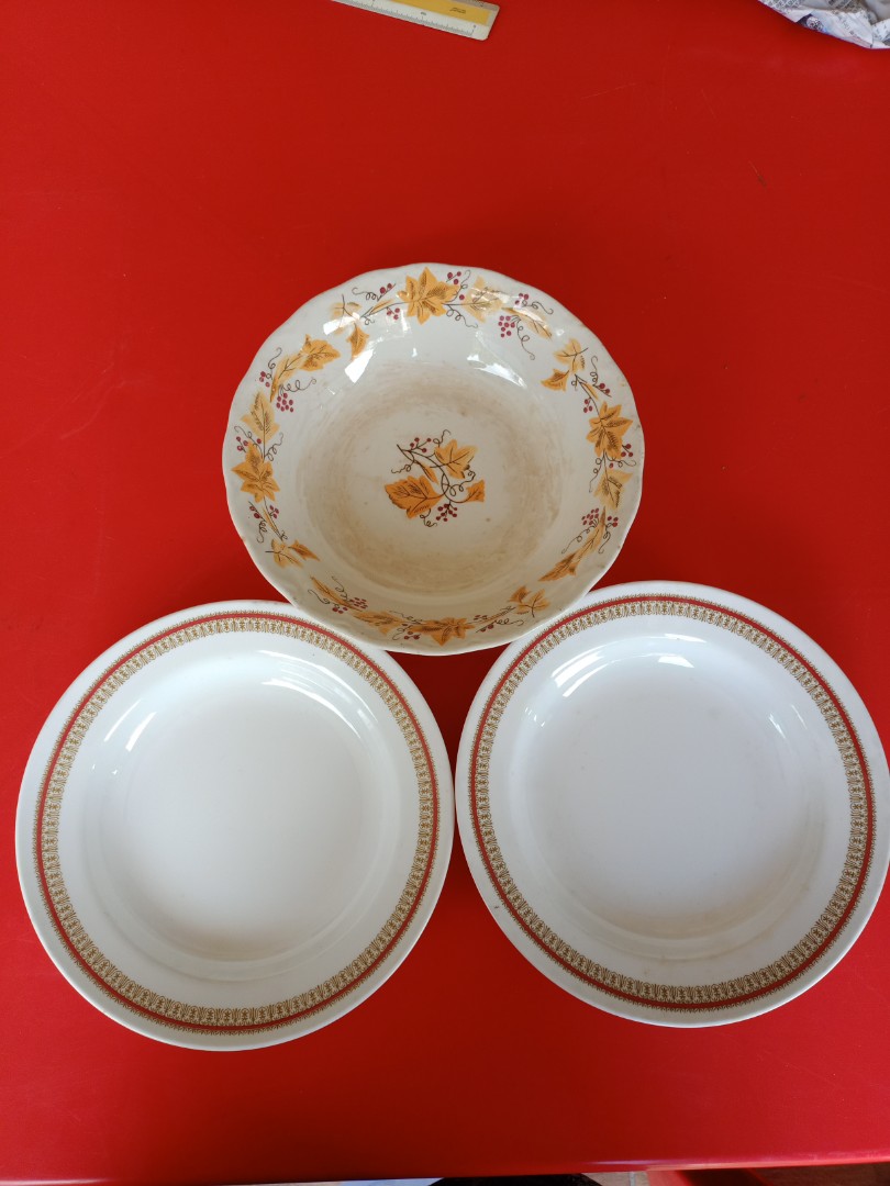 Vintage pinggan dan mangkuk, Furniture & Home Living, Home Decor, Vases ...