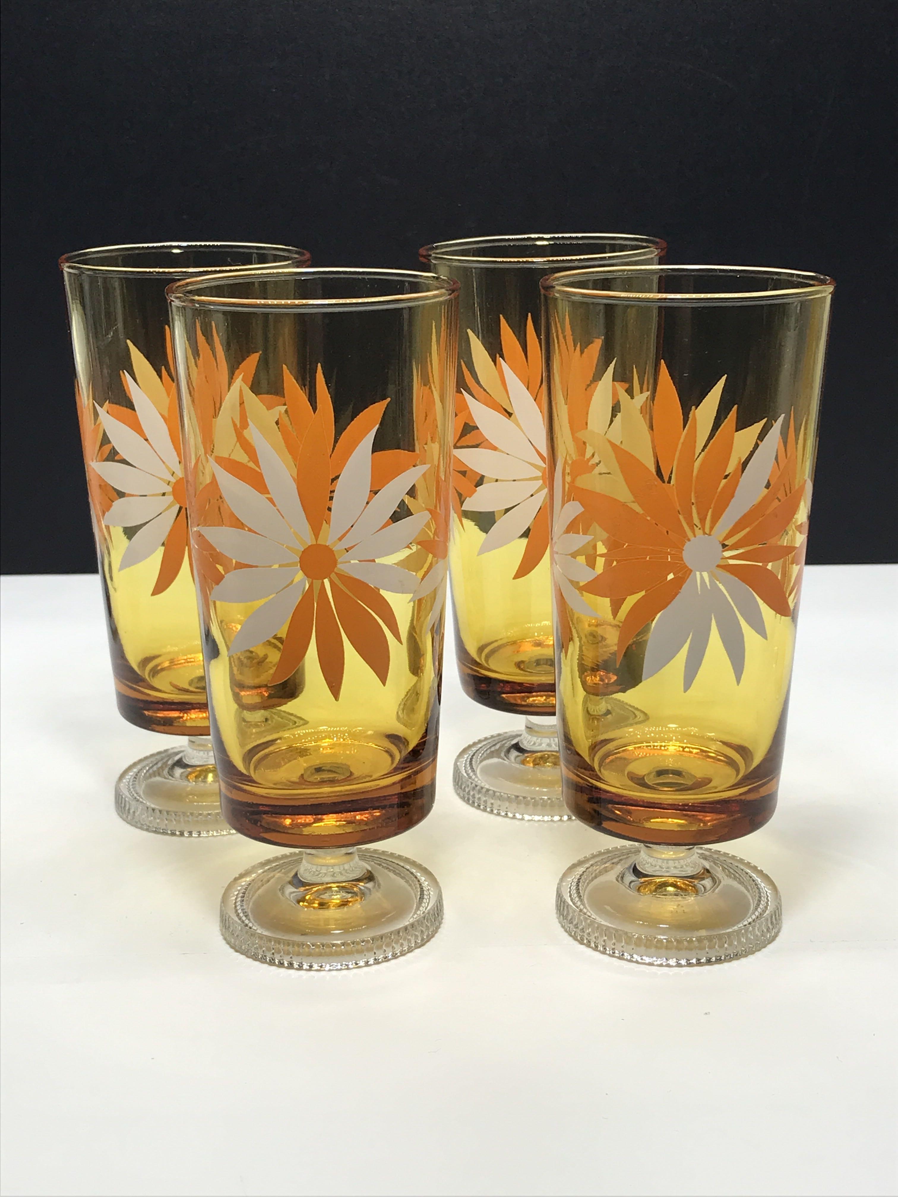 Vintage ! Aderia Footed Glass - Made in Japan, Hobbies & Toys, Memorabilia & Collectibles ...