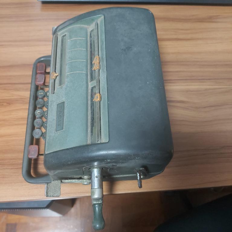 ANTIQUE MANUAL CALCULATOR MACHINE, Hobbies & Toys, Memorabilia ...