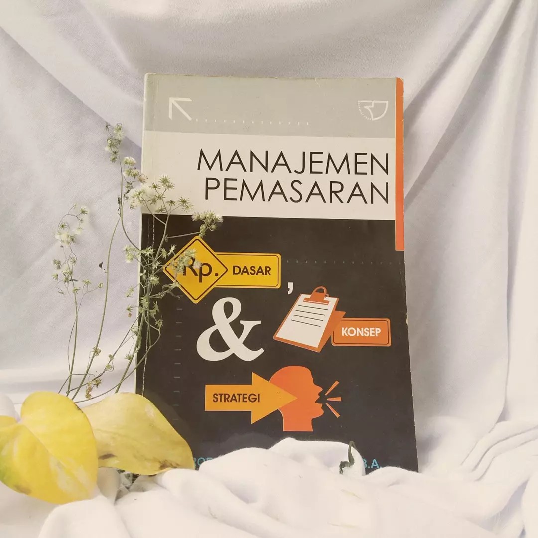 Buku Manajemen pemasaran Dasar konsep strategi Sofjan assauri Preloved original, Buku & Alat ...