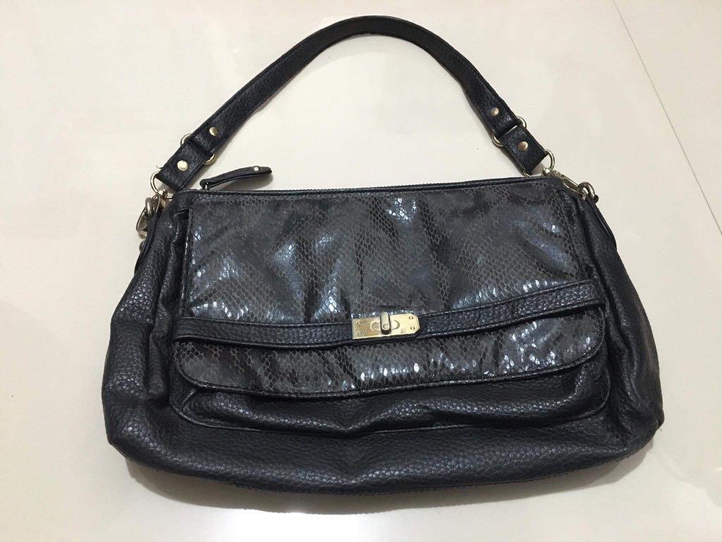 Capacci baguette or kili kili bag, Women's Fashion, Bags & Wallets ...