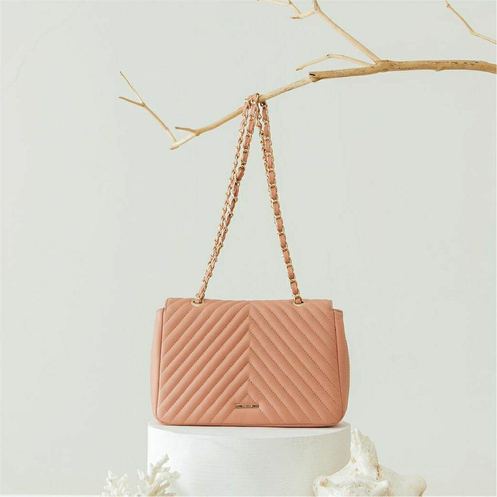 Merche Trisha Bag Blossom, Fesyen Wanita, Tas & Dompet di Carousell