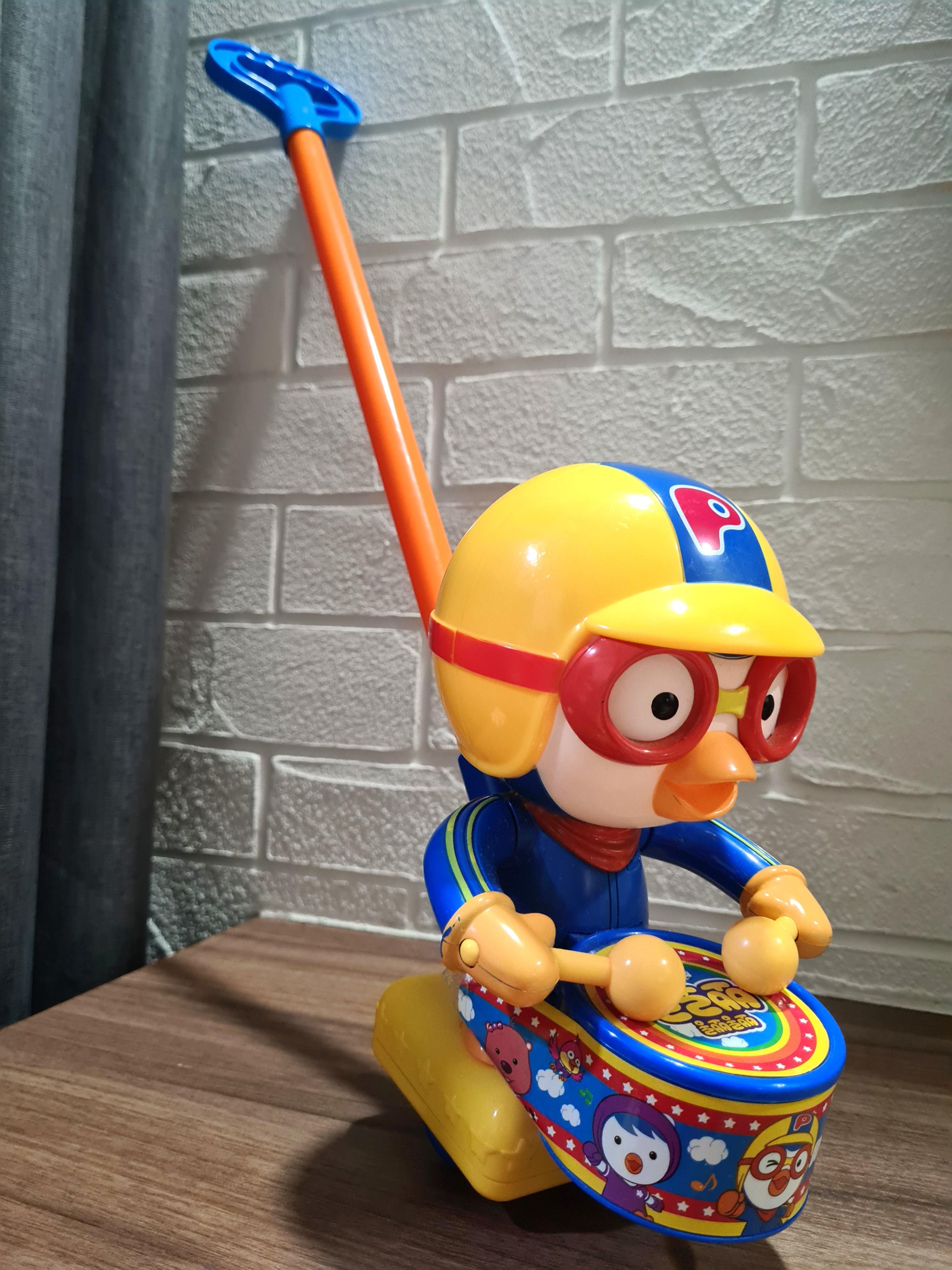 Pororo Peek-a-Boo Toy House and Drumming Pororo, Hobbies & Toys, Toys ...
