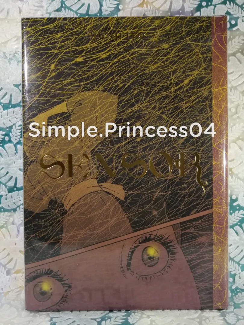 SENSOR By JUNJI ITO, Hobbies & Toys, Books & Magazines, Comics & Manga on Carousell
