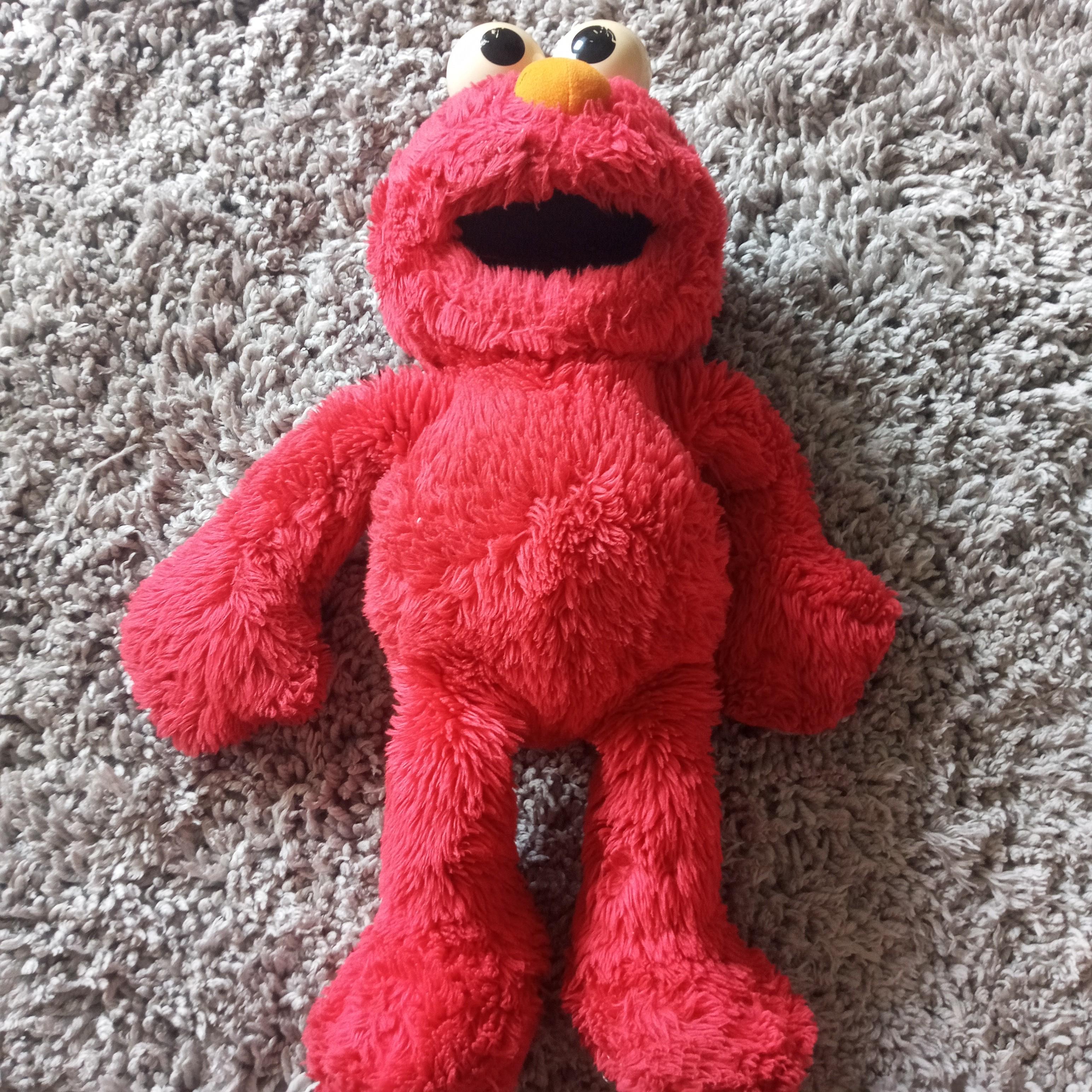 SESAME STREET ELMO STUFF TOY, Hobbies & Toys, Toys & Games on Carousell