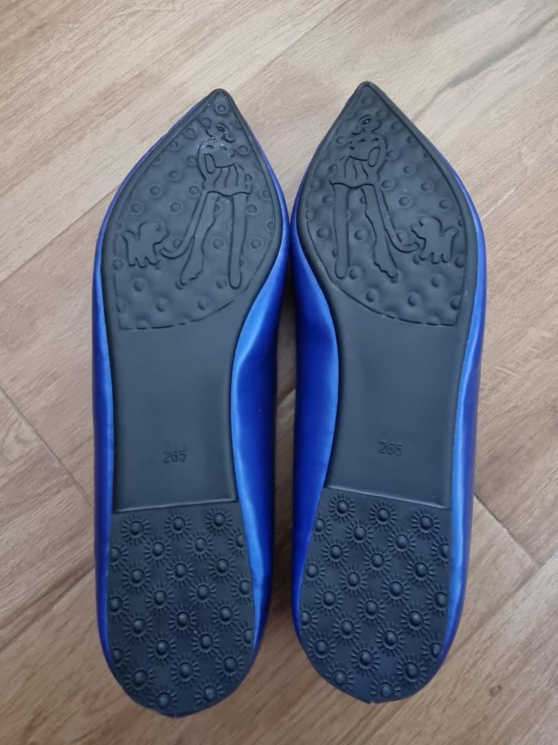 Shiny Blue flats 43, Women's Fashion, Footwear, Flats on Carousell