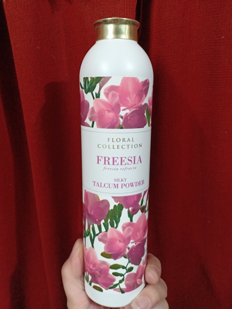 Talcum powder freesia marks and spencer, Beauty & Personal Care, Bath ...