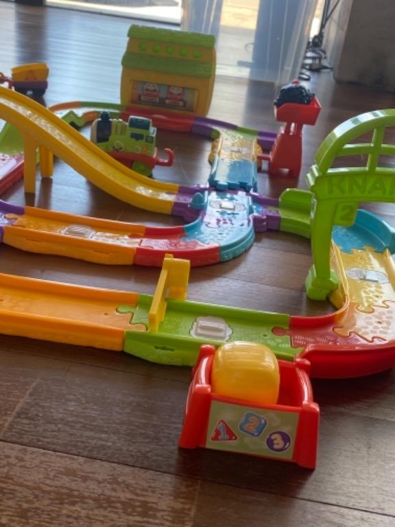 Train set - Interactive Thomas & Friends Railway Pals, Hobbies & Toys ...