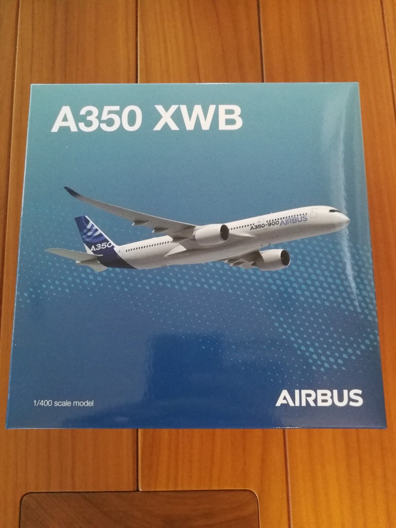 Airbus A350 XWB aircraft model, Everything Else on Carousell